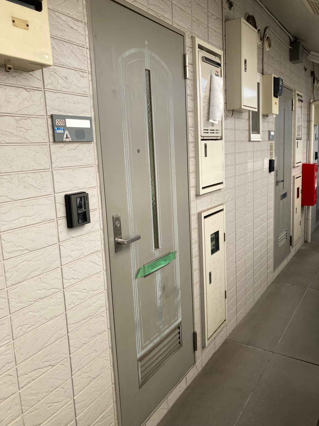 玄関ドア交換 – 株式会社 関谷工業